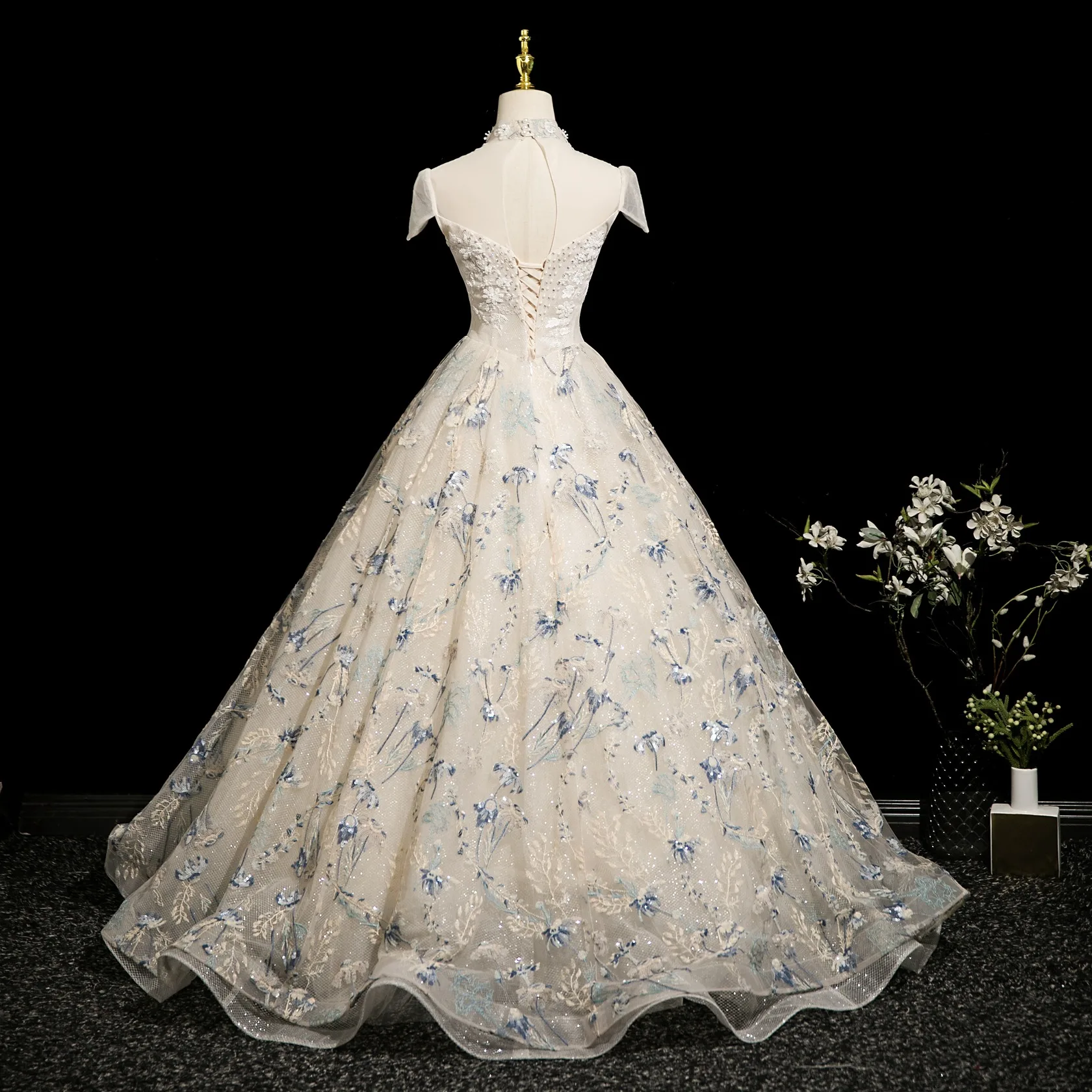 Demure Ivory Beading Pearl Rhinestone Lace Flower Prom Dresses 2025 ...