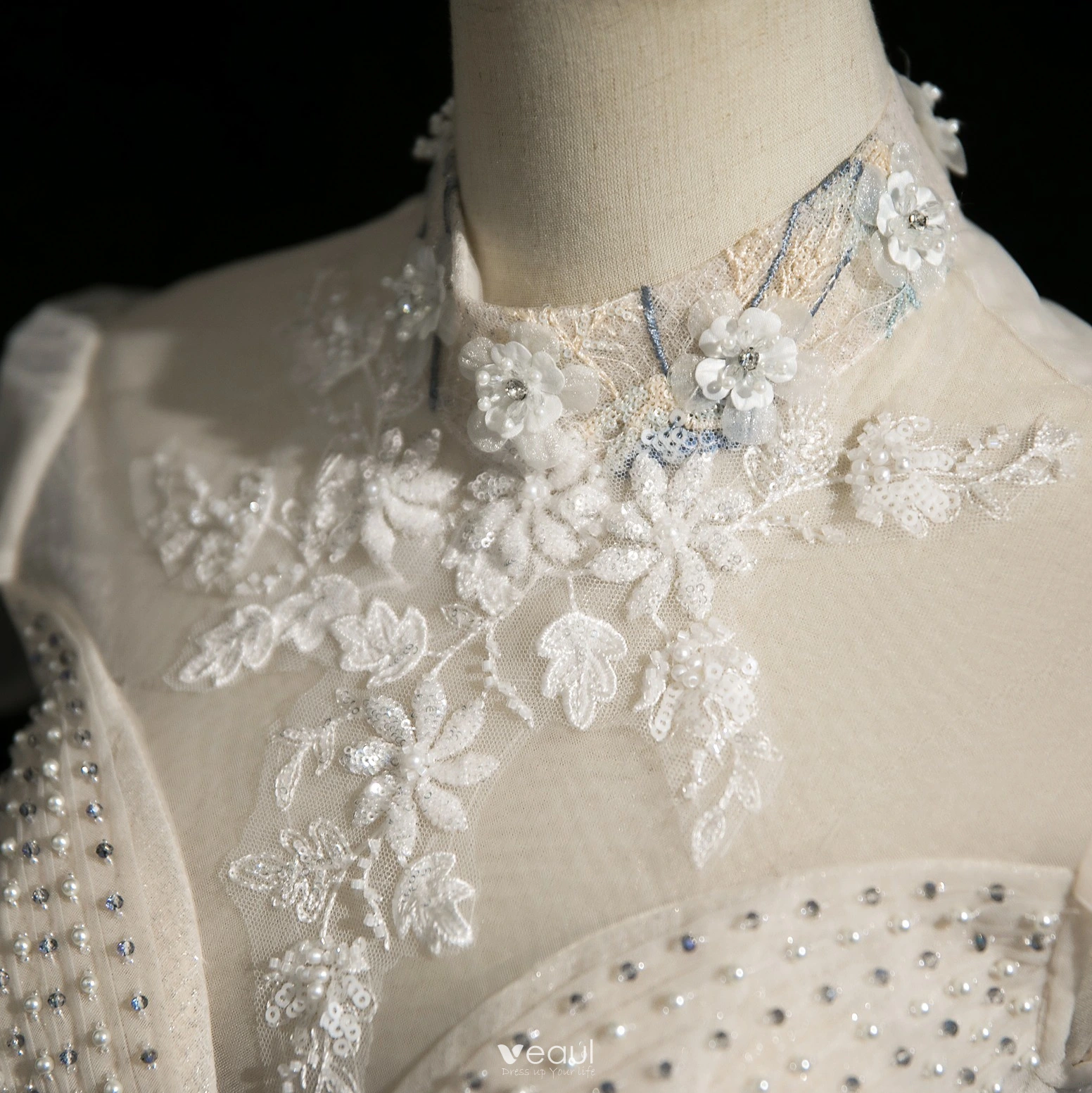 Demure Ivory Beading Pearl Rhinestone Lace Flower Prom Dresses 2025 ...