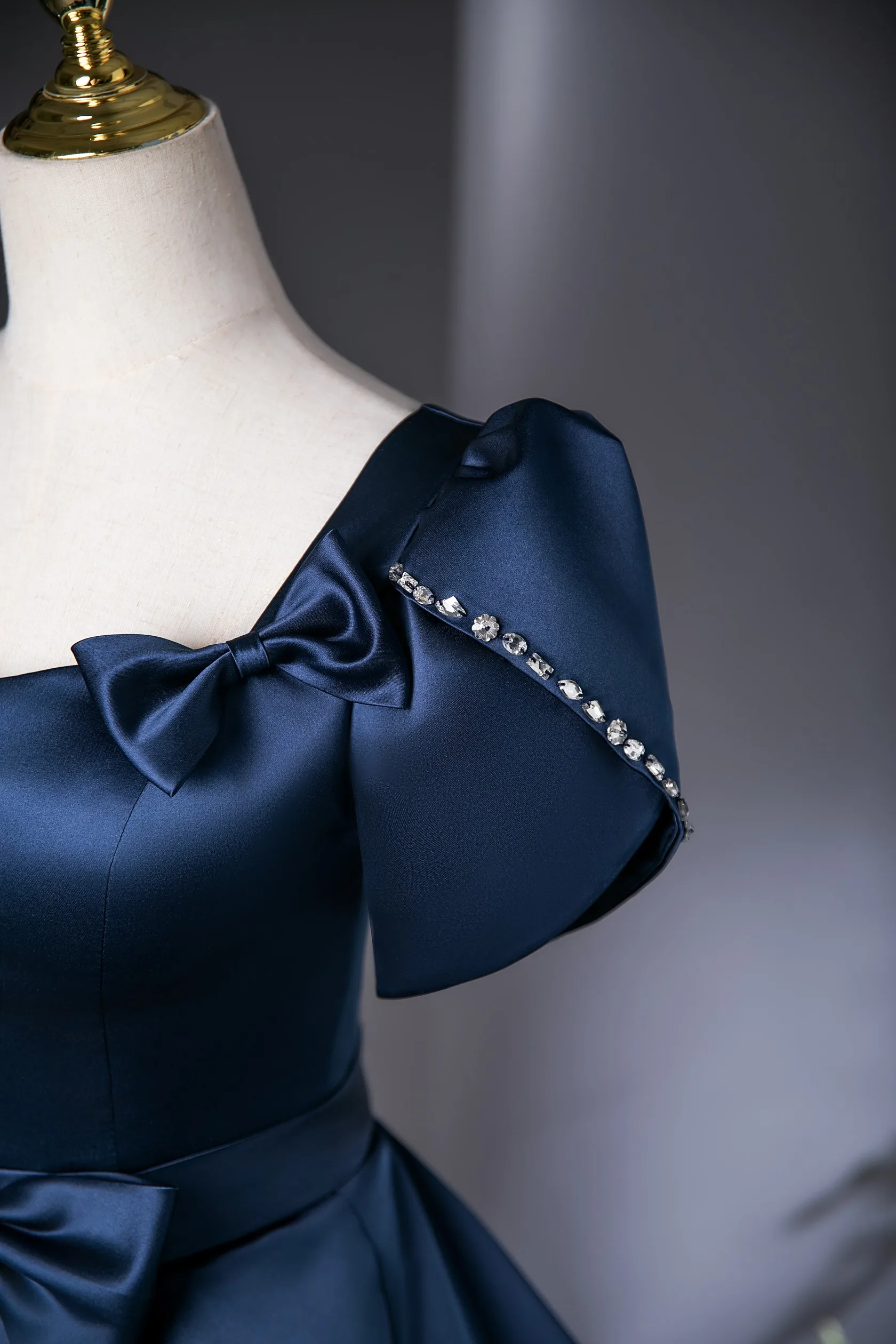 Demure Navy Blue Satin Prom Dresses 2025 Ball Gown Square Neckline ...