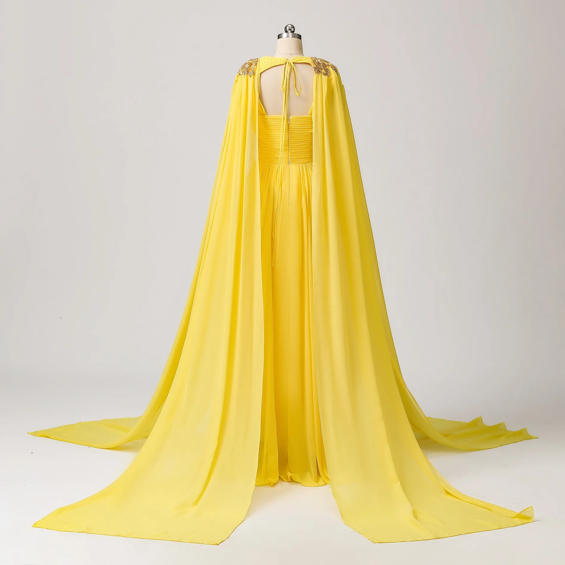 Stunning Yellow Chiffon Split Front Prom Dresses With Cloak 2024 Halter ...