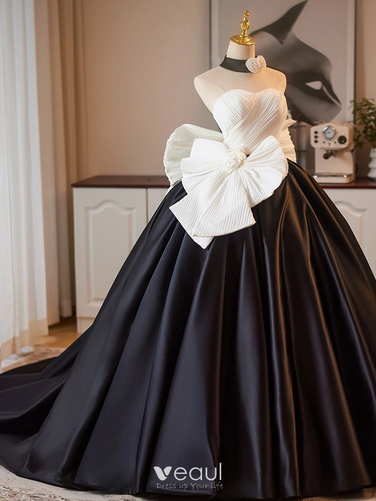 Style Audrey Hepburn Noire Noeud Robe De Bal 2024 Robe Boule Bustier ...