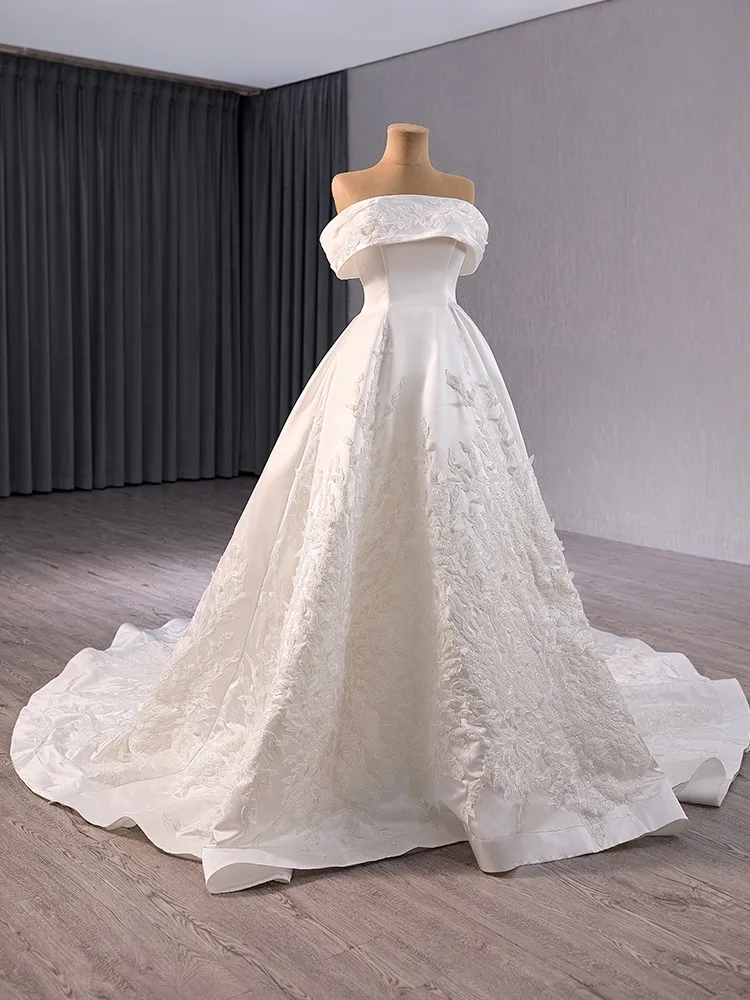 High-end Vita Beading Spets Blomma Satin Bröllopsklänningar 2024 ...