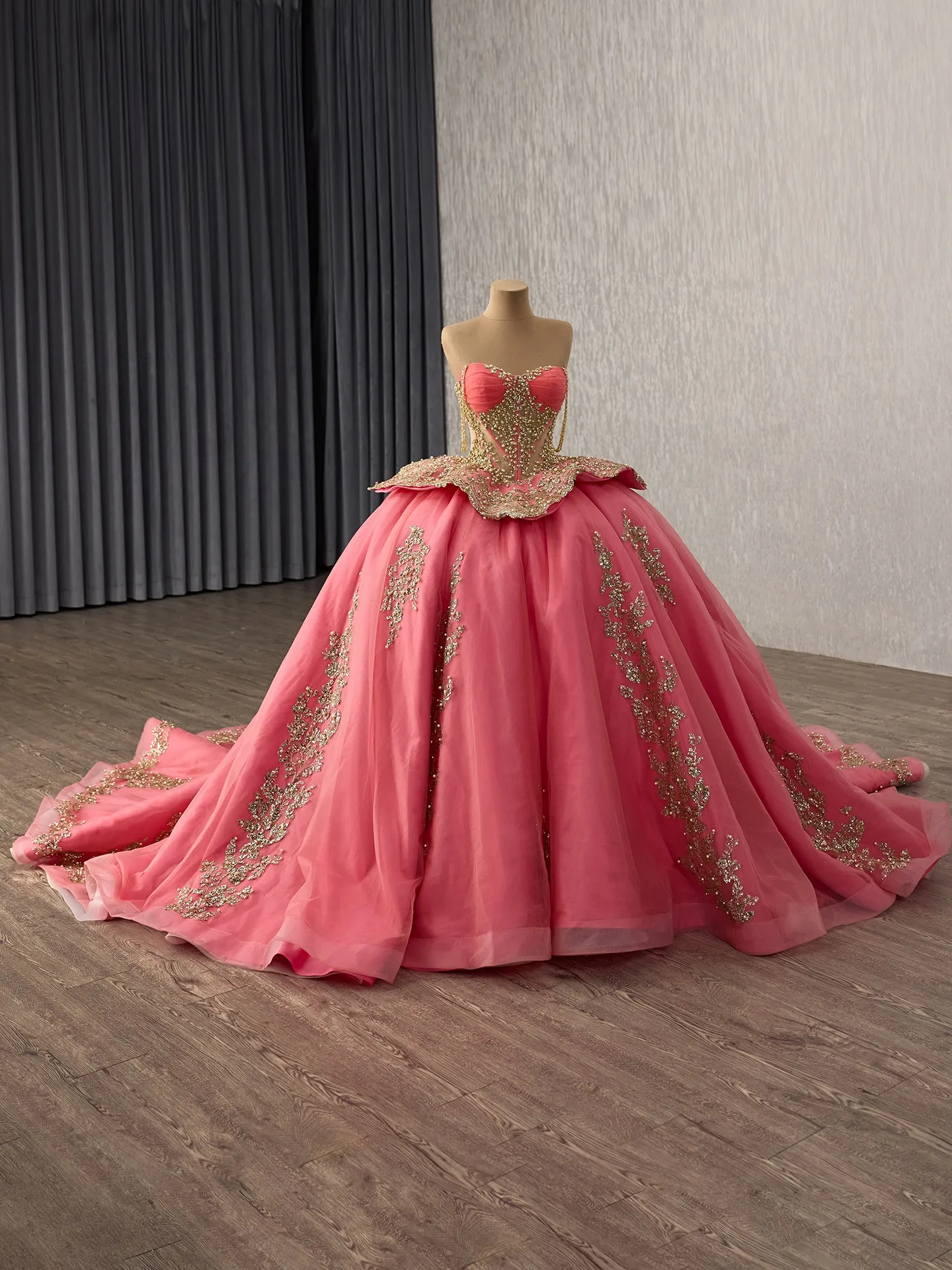 Haut de Gamme Watermelon Rouge Perlage Perle Paillettes Robe De Bal ...
