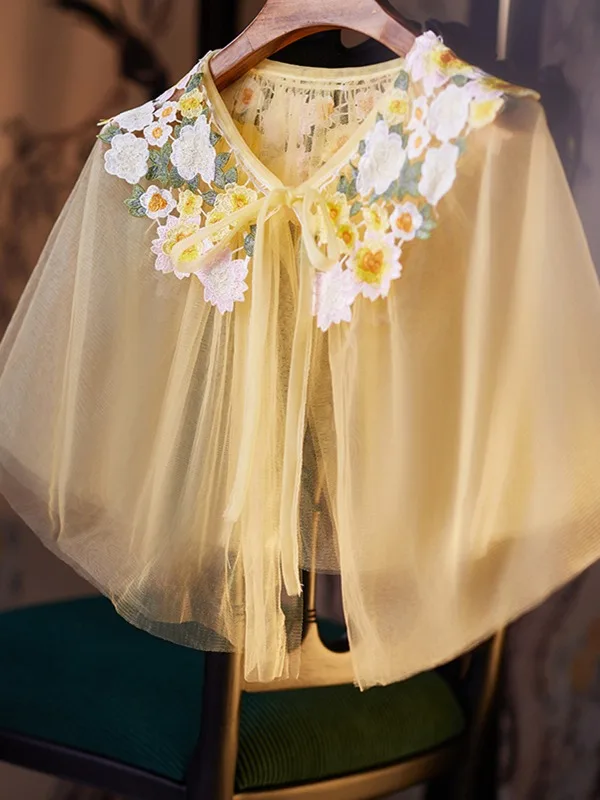 Chic / Beautiful Yellow Lace Flower Prom Tulle shawl 2025