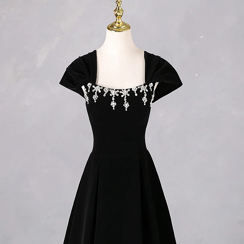 Elegant Black Rhinestone Prom Dresses 2024 A-Line / Princess Square ...