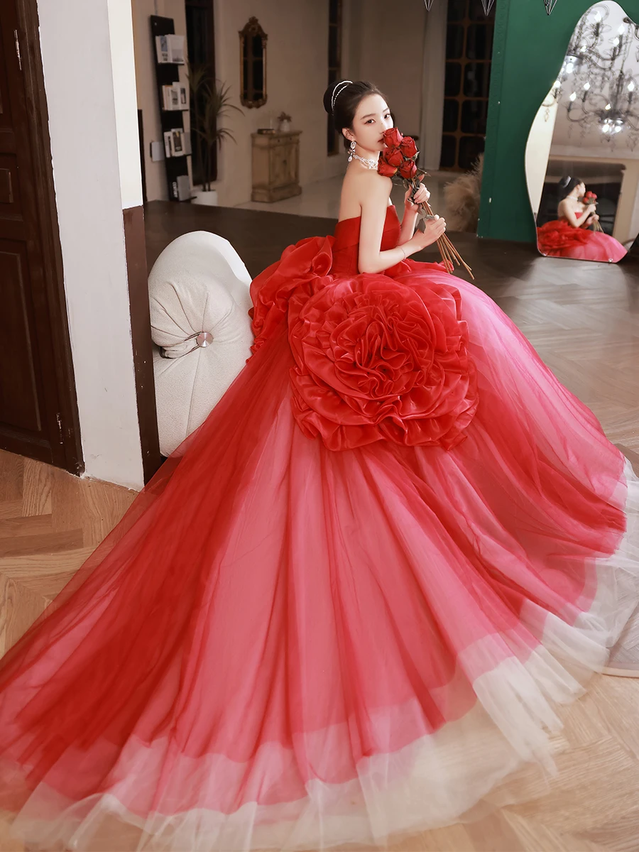 Unique Rot Blumen Ballkleider 2023 Ballkleid Bandeau Ärmellos ...