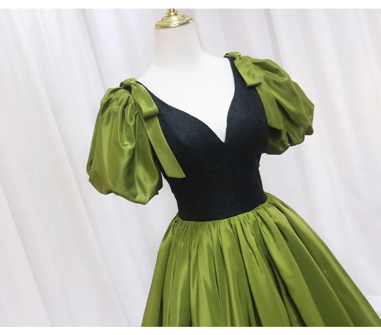 Fashion Clover Green Prom Dresses 2024 Ball Gown V-Neck Puffy Short ...
