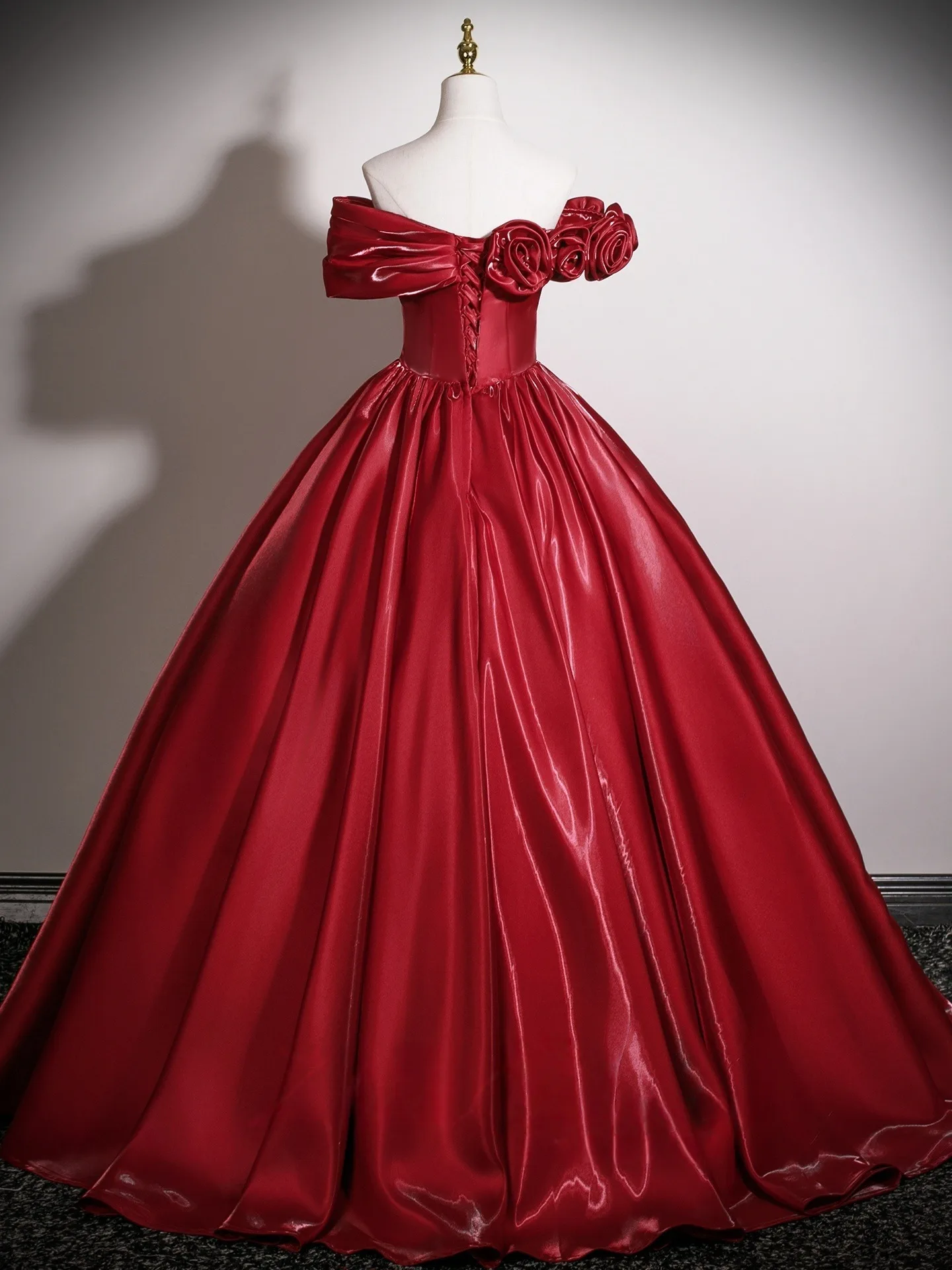 Elegante Rot Blumen Ballkleider 2025 Ballkleid Off Shoulder Kurze Ärmel ...