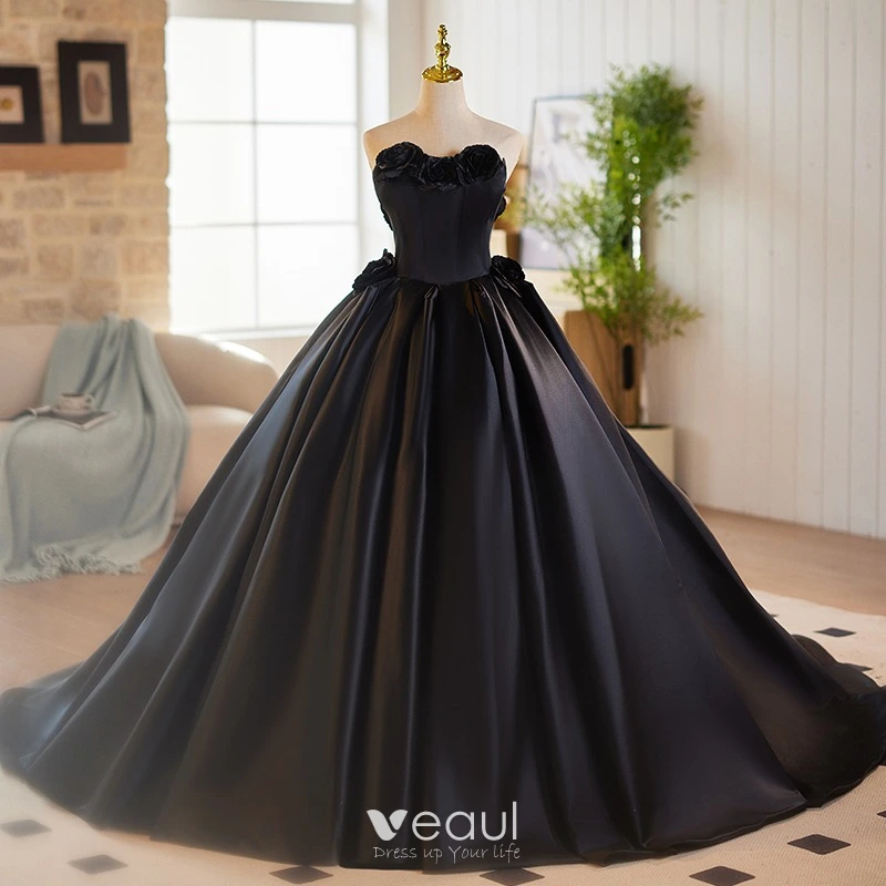 Demure Black Appliques Satin Prom Dresses 2025 Ball Gown Sweetheart ...