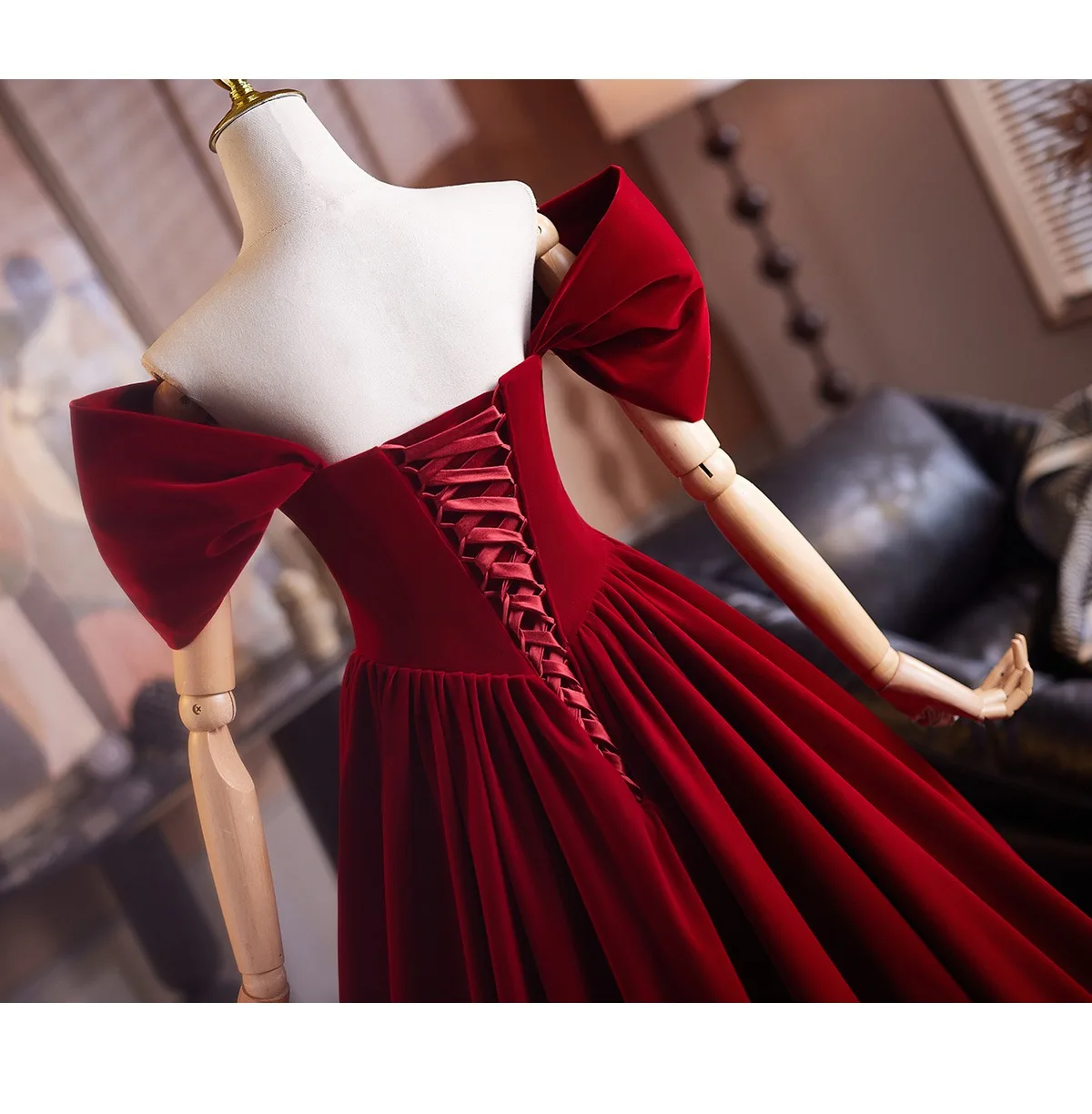 Vintage / Retro Burgundy Velvet Prom Dresses 2025 A-Line / Princess Off ...